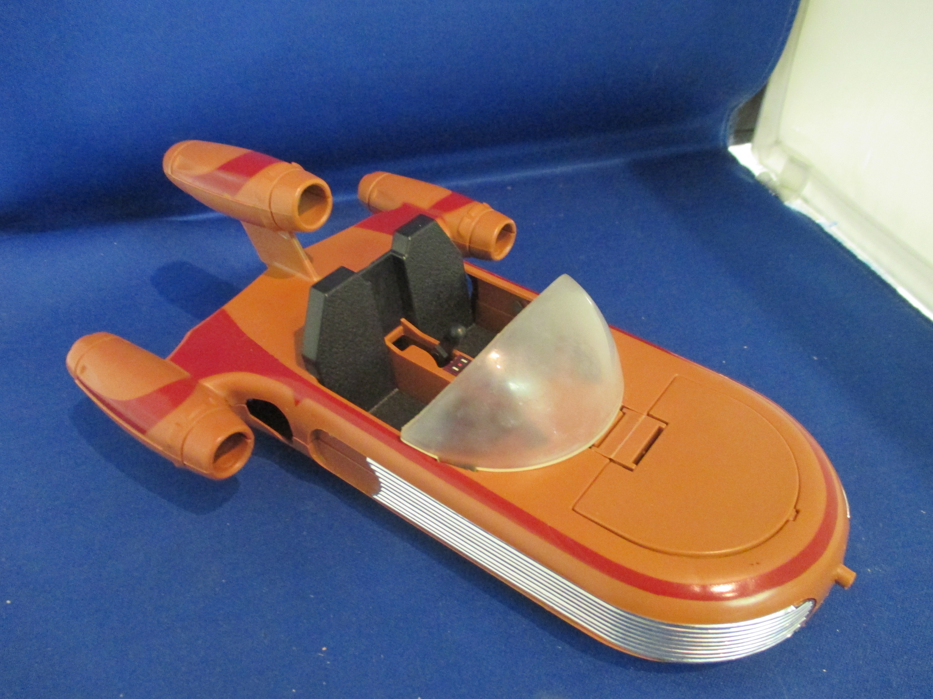 Kenner Star Wars Landspeeder – Crowemag Toys