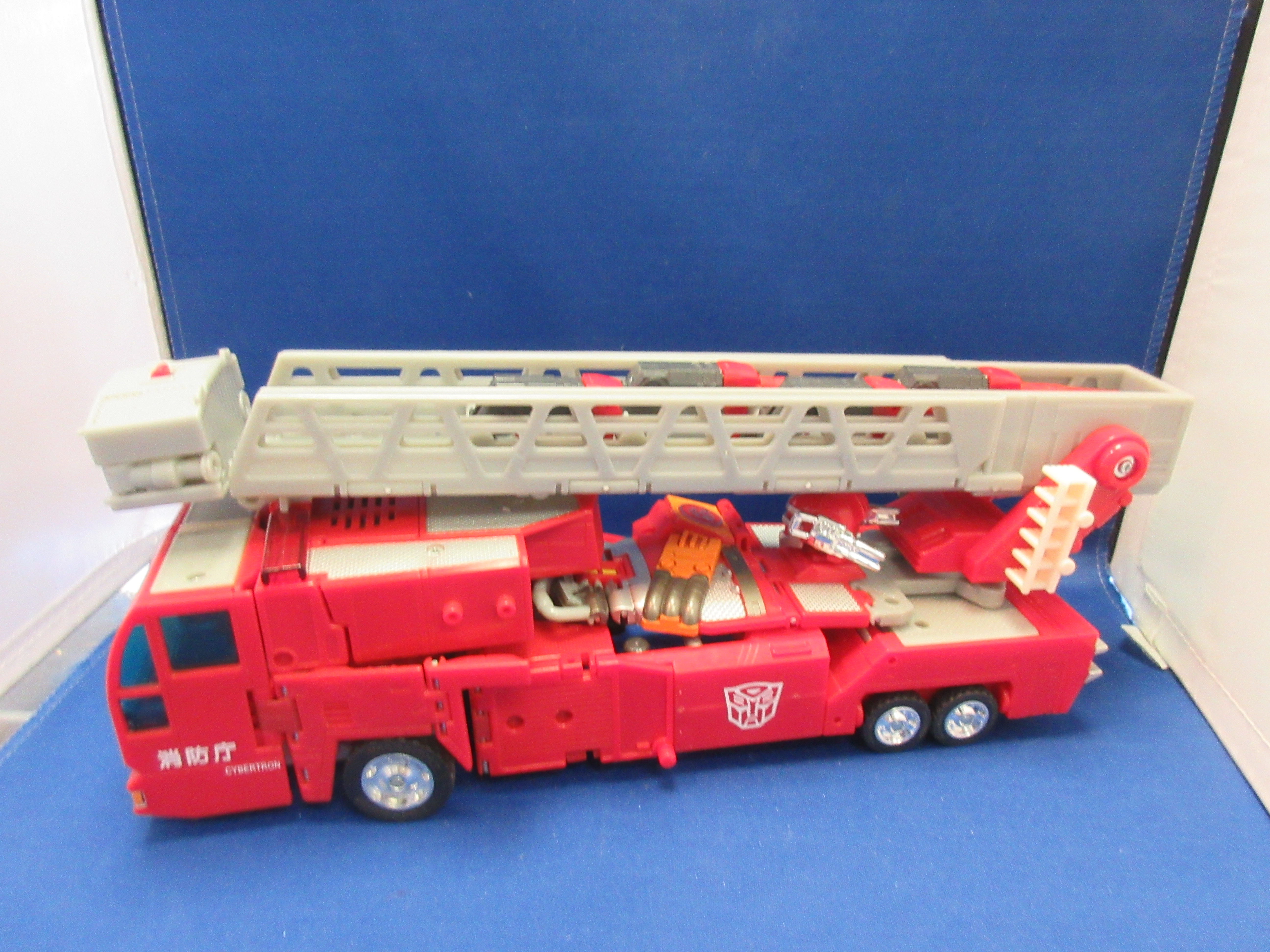 RID Optimus Prime Fire Convoy – Crowemag Toys