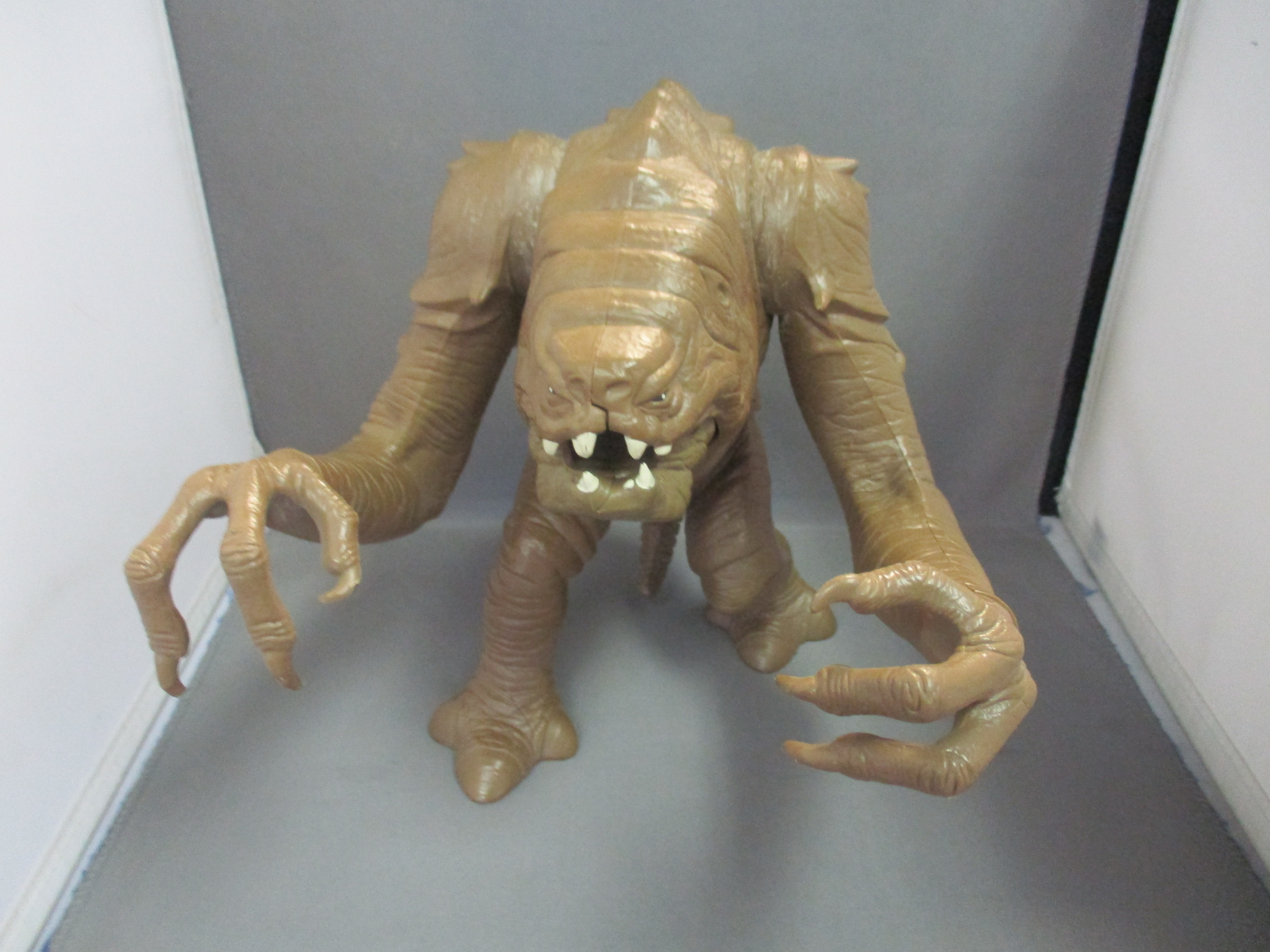 Kenner Rancor – Crowemag Toys