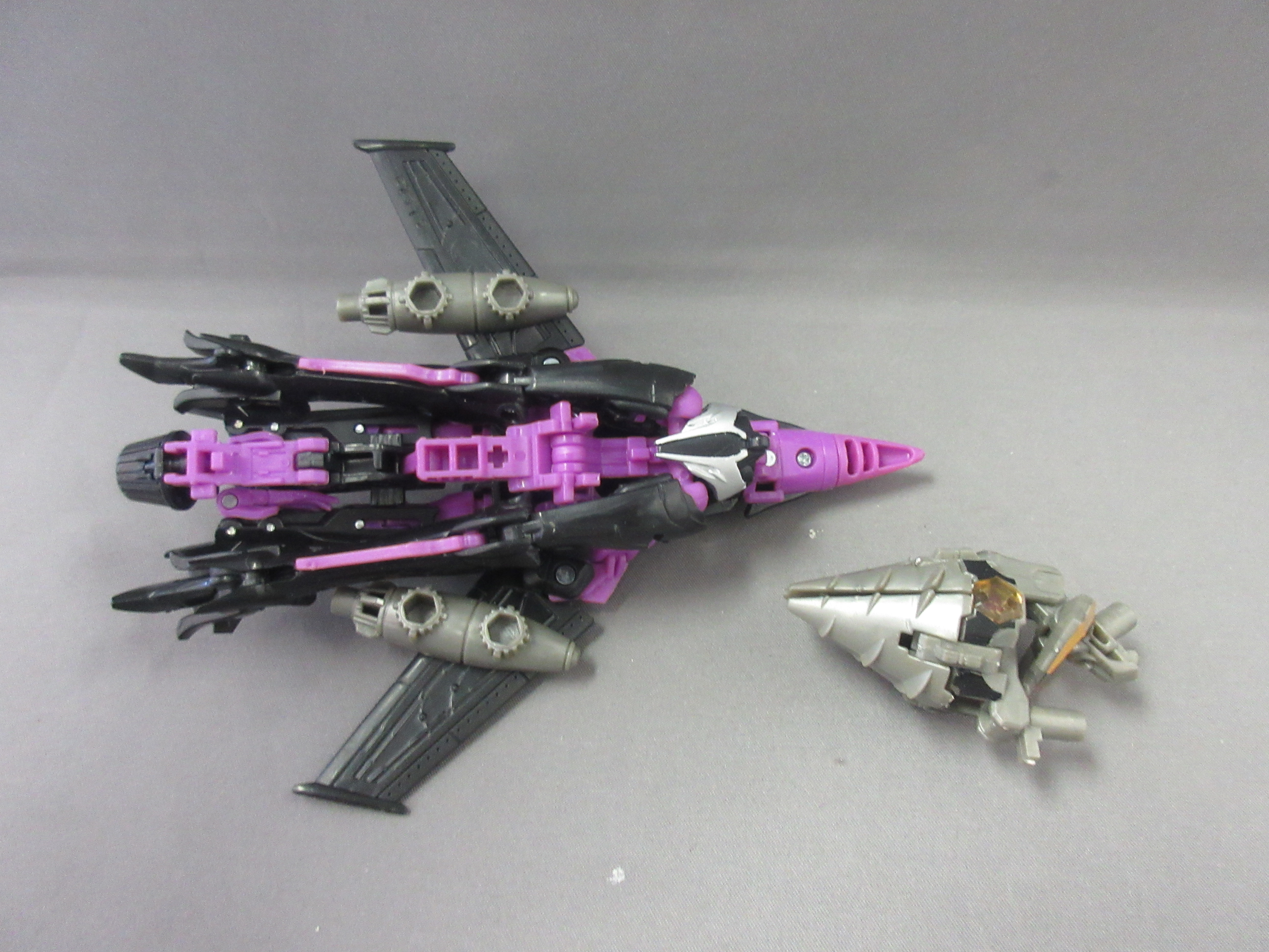 Prime Skywarp (Japan) – Crowemag Toys