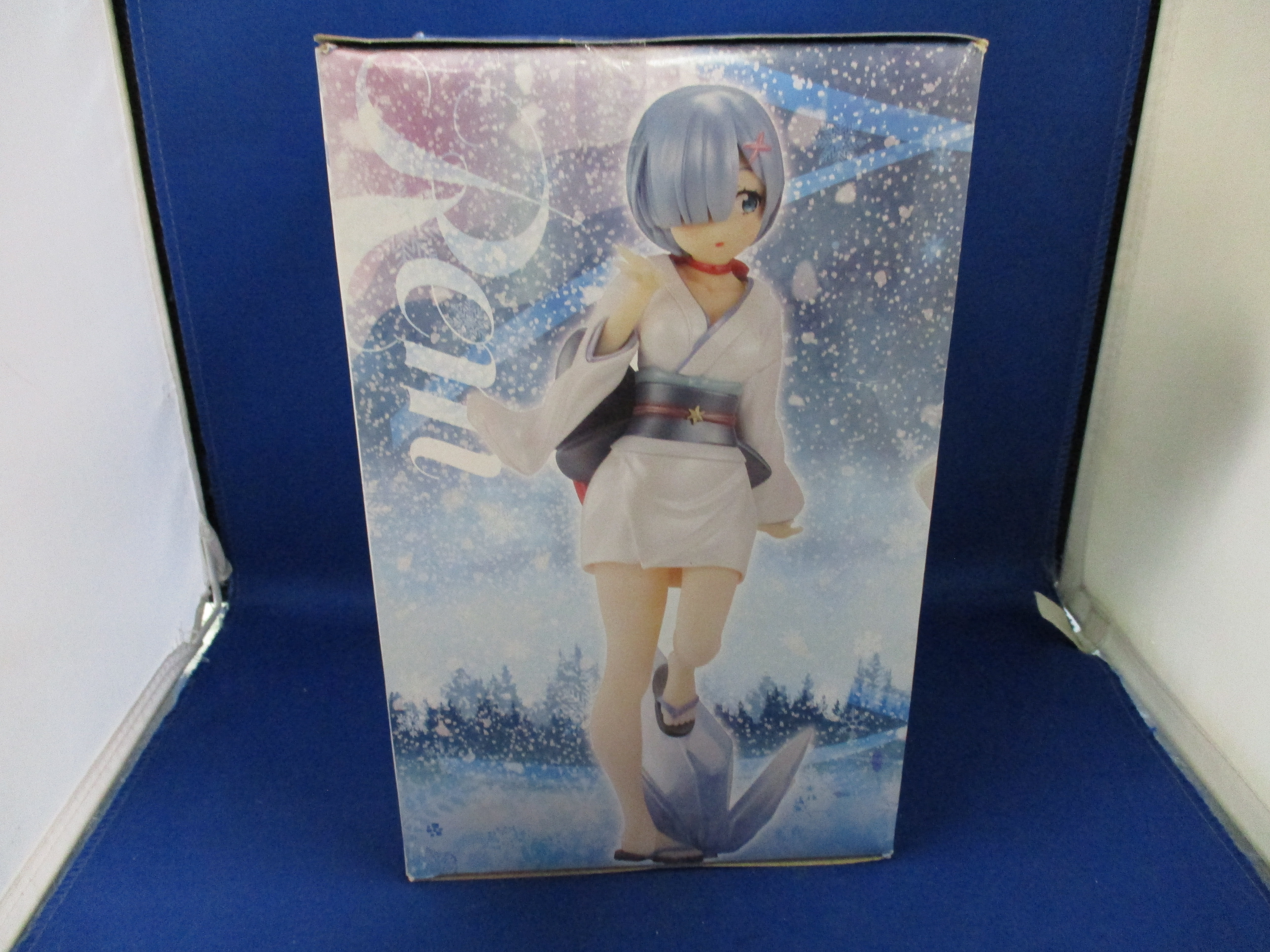 FuRyu: Re:Zero Starting Life in Another World Fairy Tale Rem Snow Girl ...