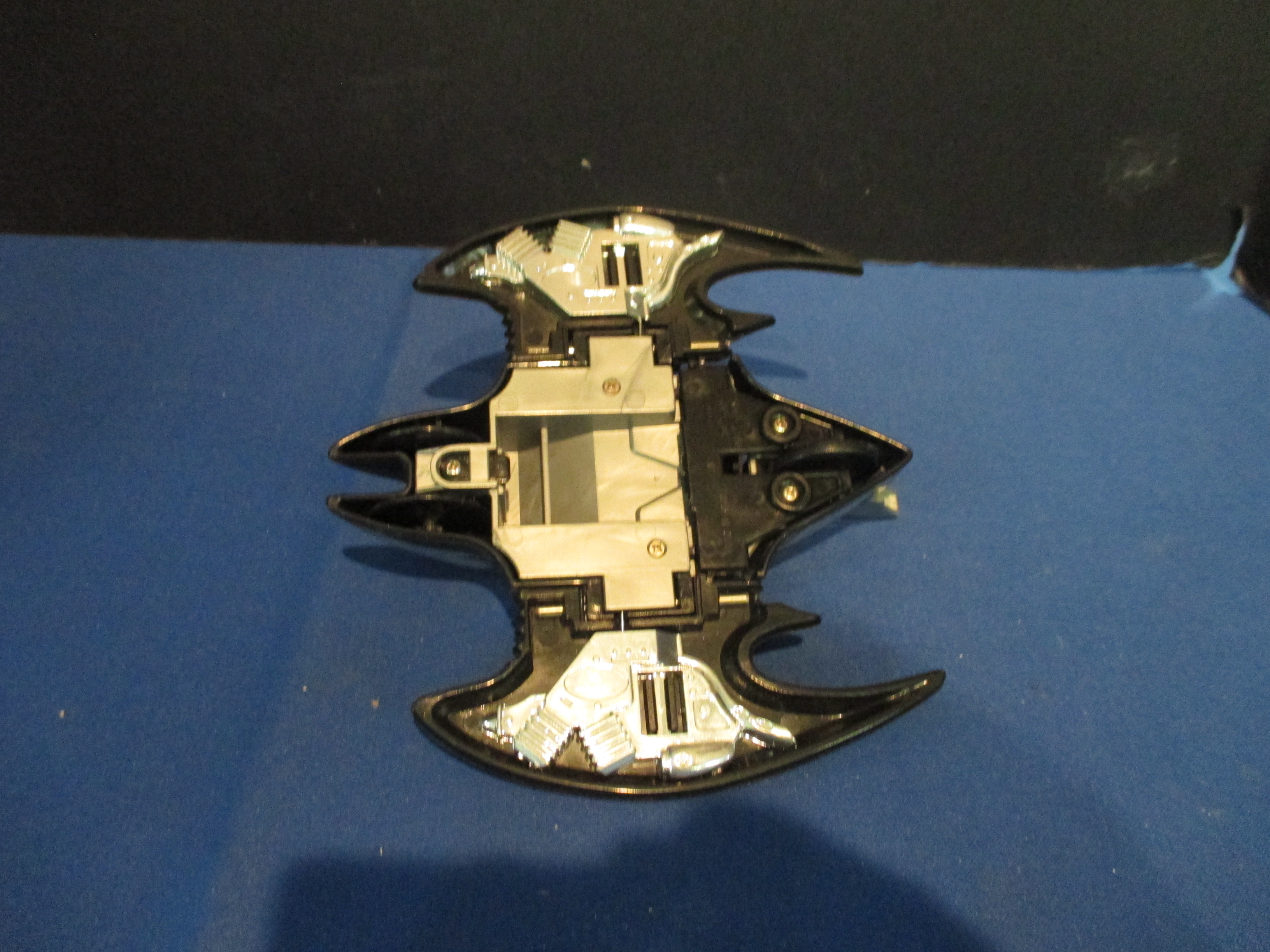 Batman Returns Laser Blade Cycle – Crowemag Toys