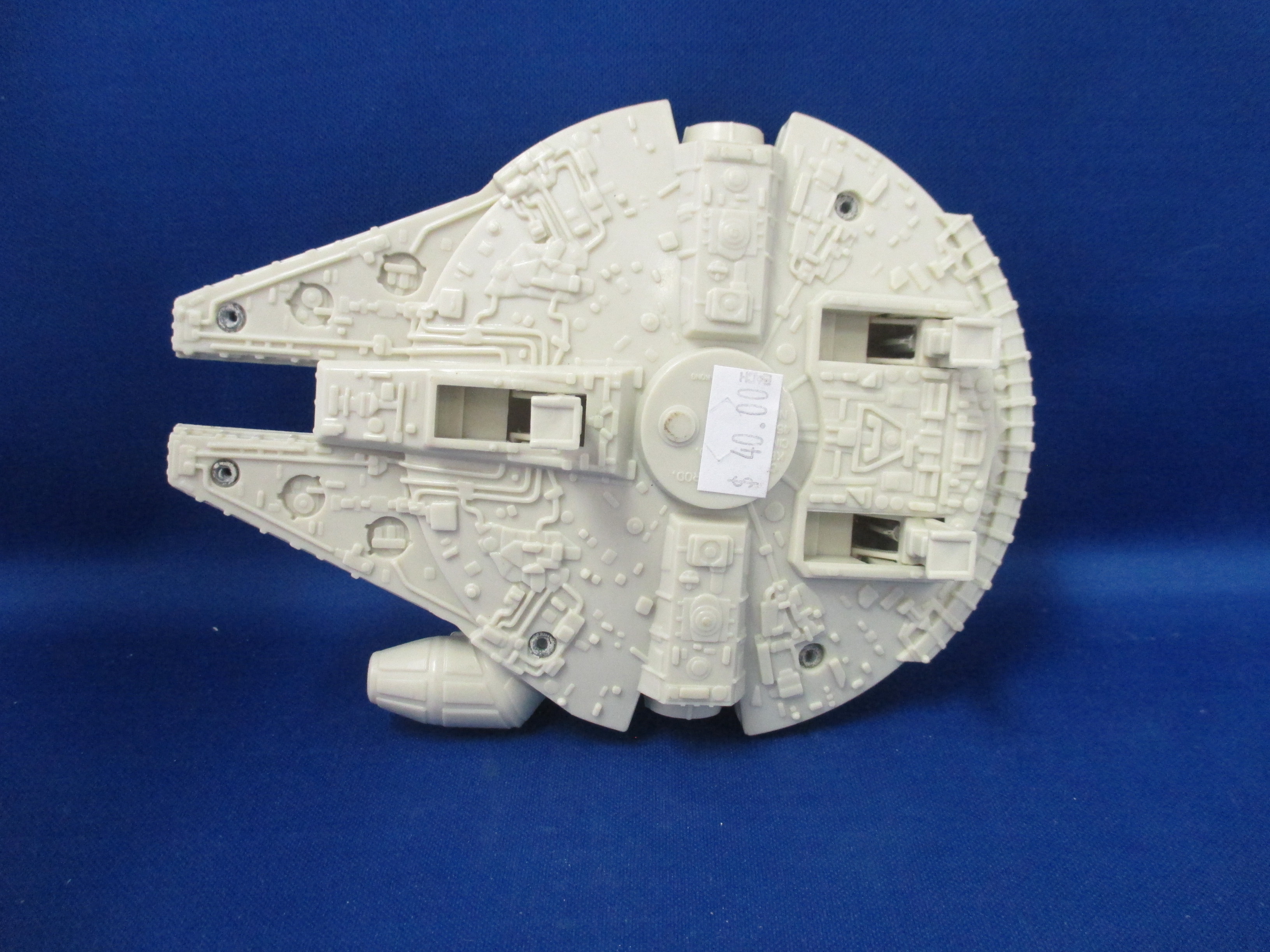 Kenner Diecast Millennium Falcon – Crowemag Toys