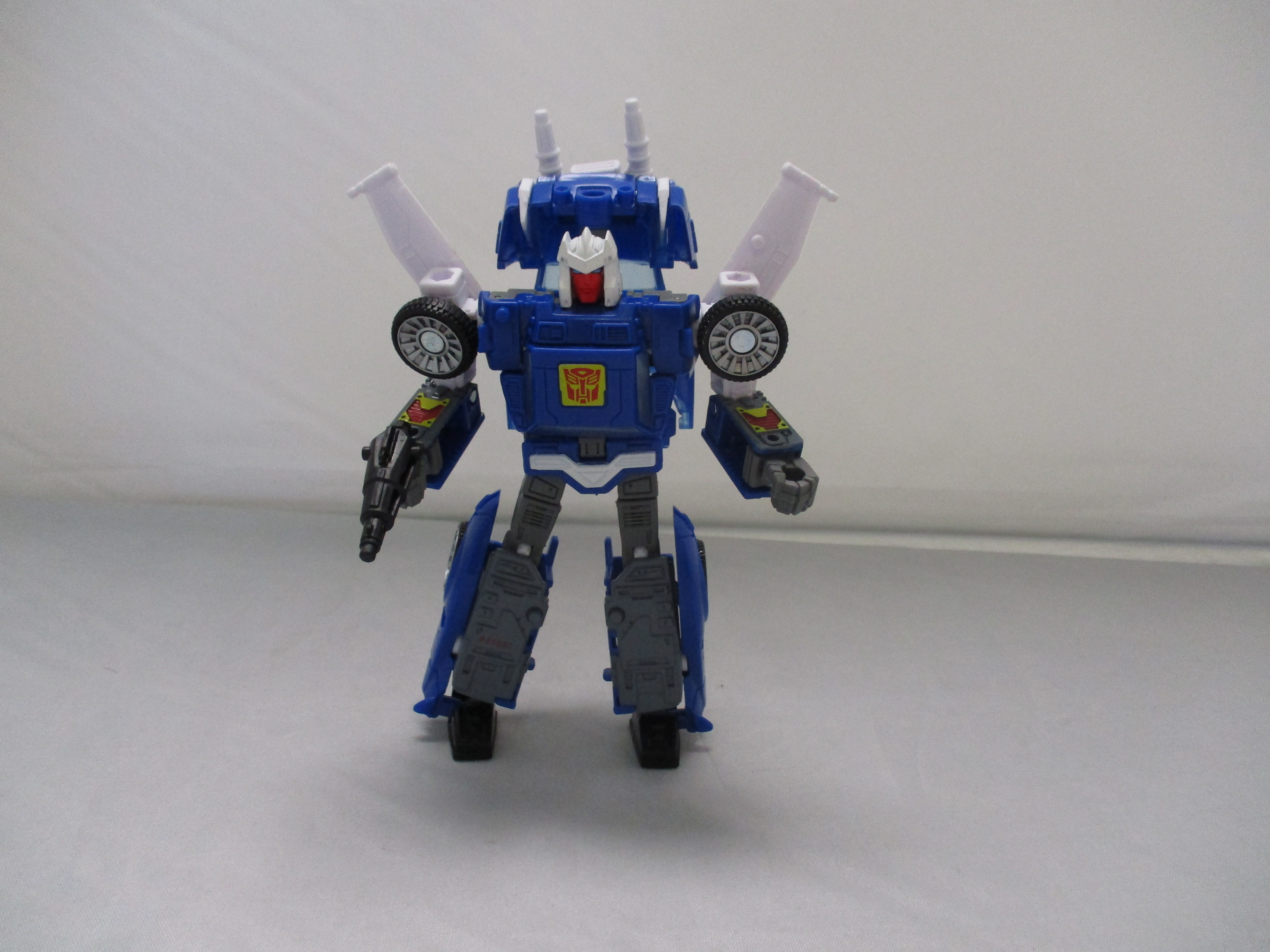 Transformers War For Cybertron- Kingdom: Tracks – Crowemag Toys