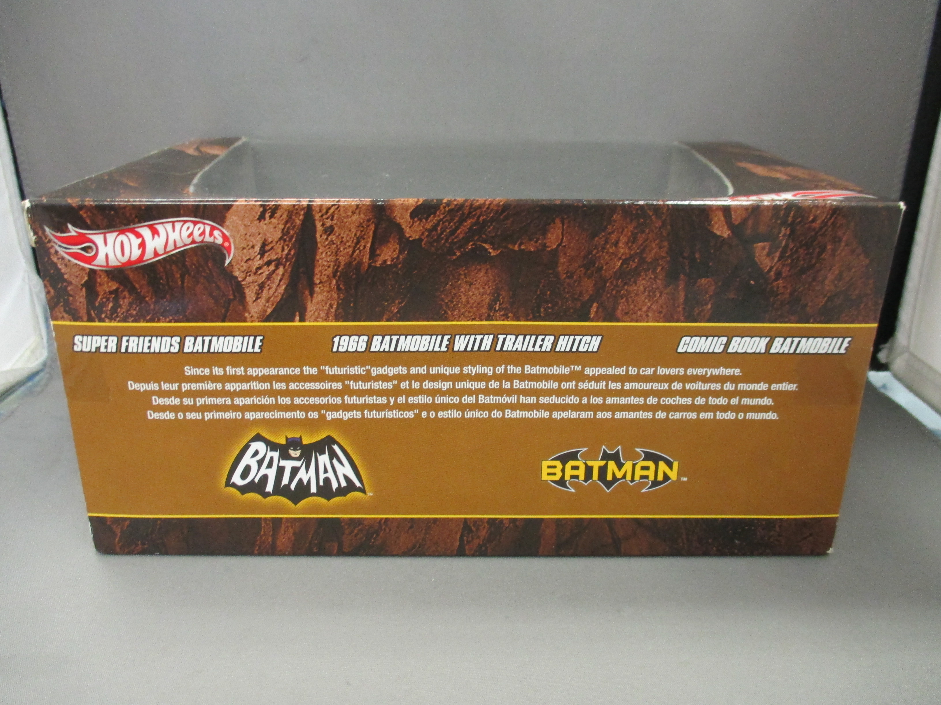 Hot Wheels Batman Batmobile Gift Set – Crowemag Toys