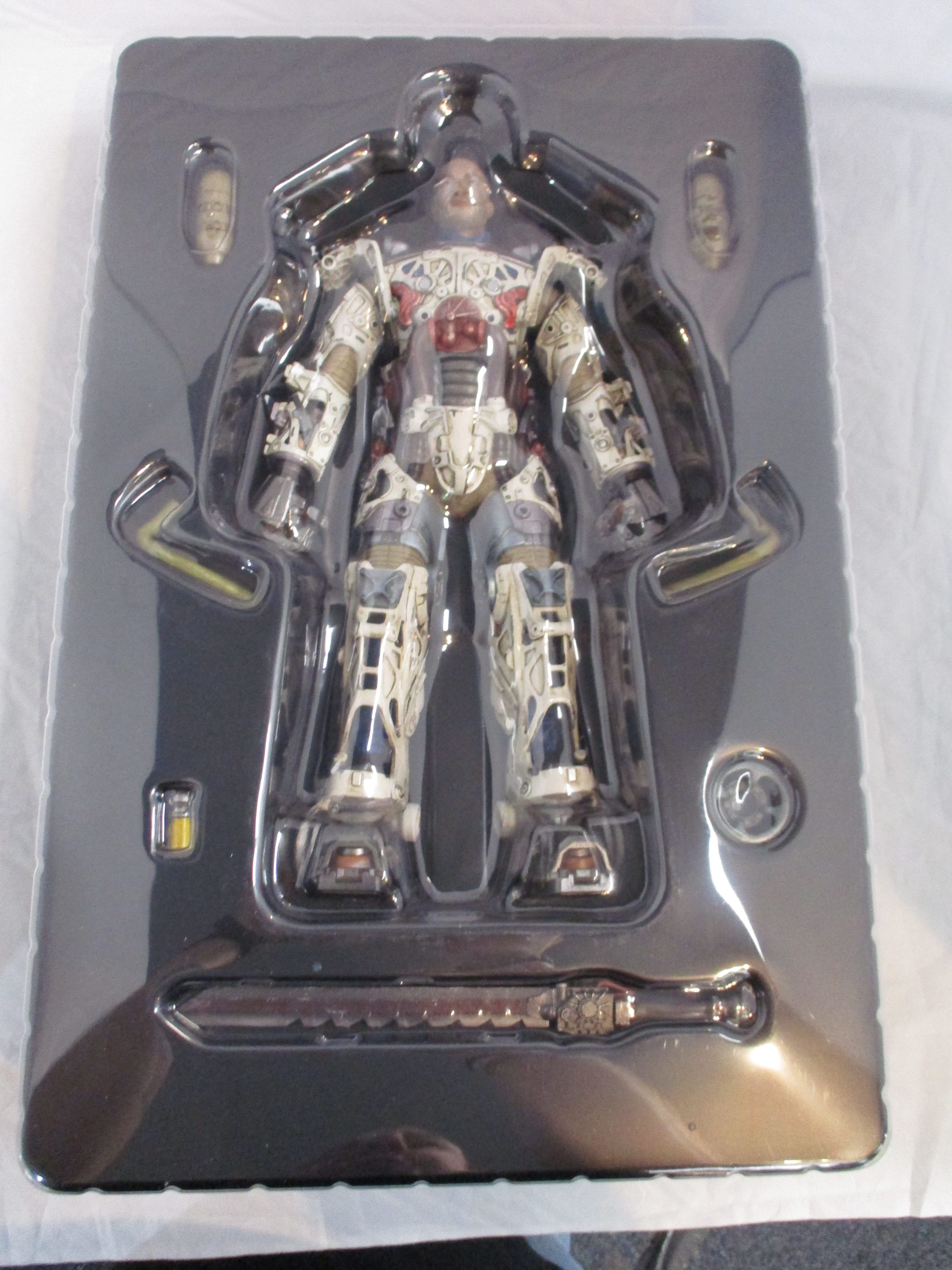 Fallout X-01 Power Armor Quantum Variant 1/6 Scale Figure (Previews ...