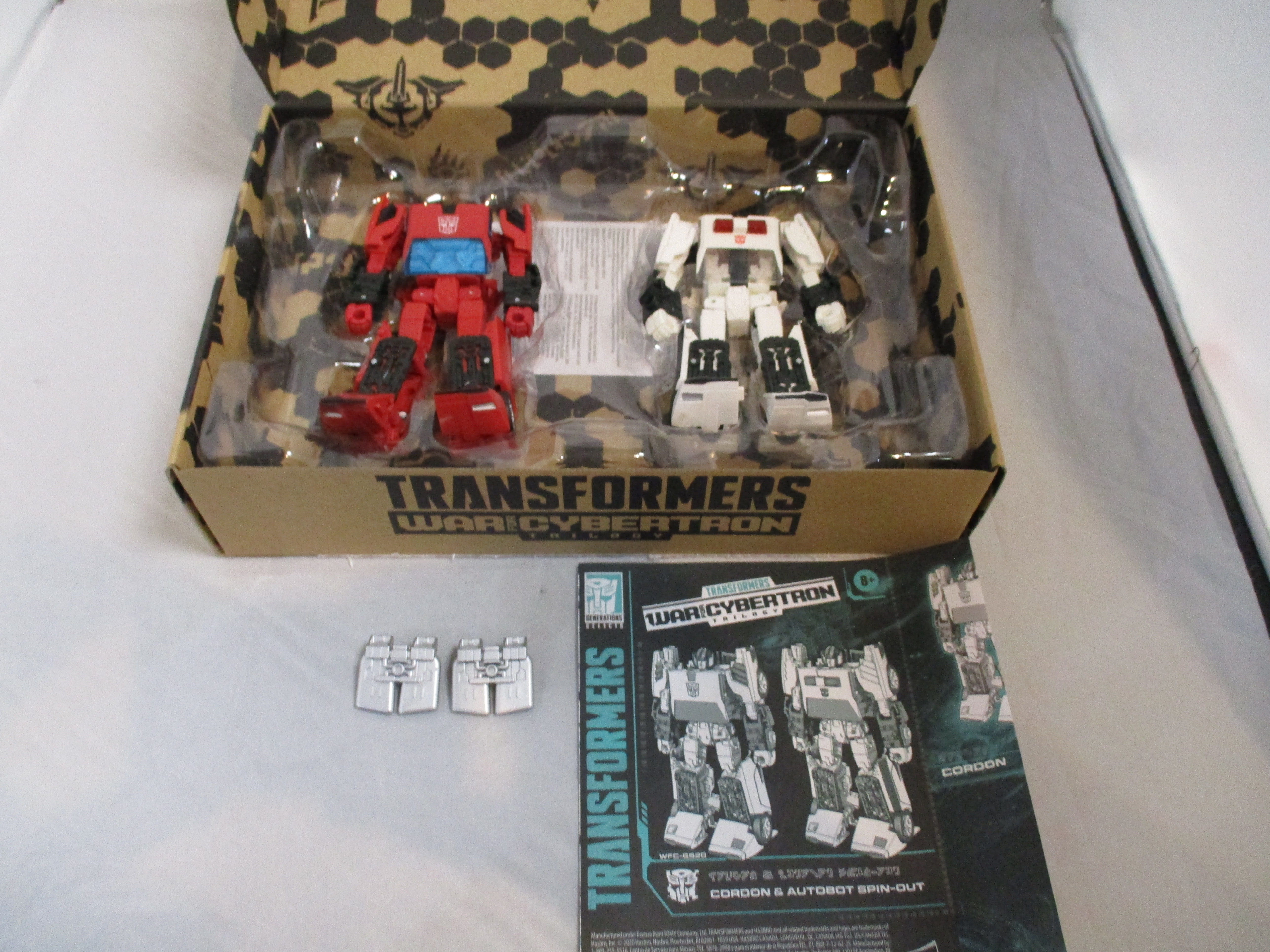 Transformers WFC Deluxe Class WFC-GS20 Cordon and Autobot Spin-Out ...