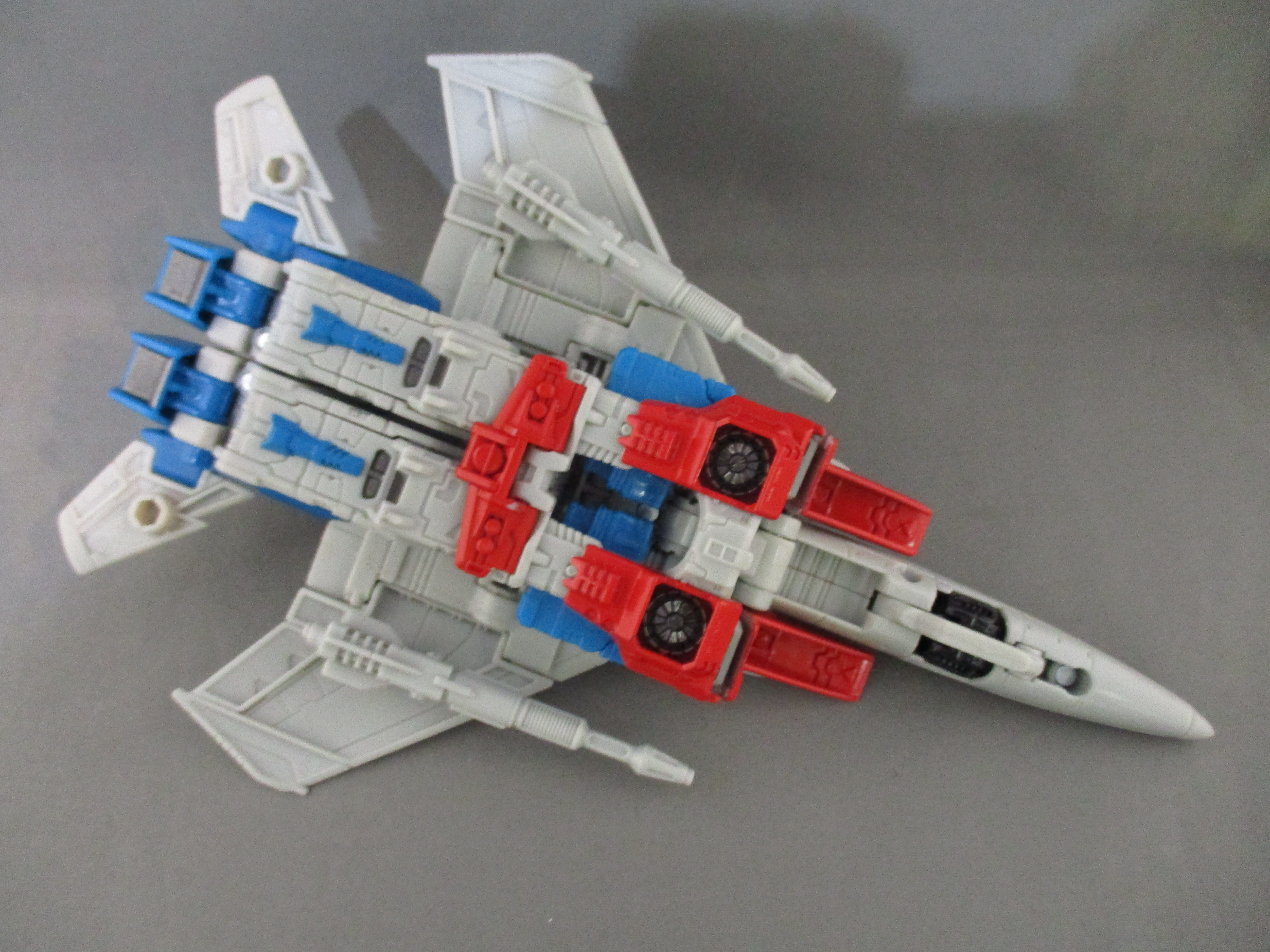 Transformers WFC Earthrise Starscream – Crowemag Toys