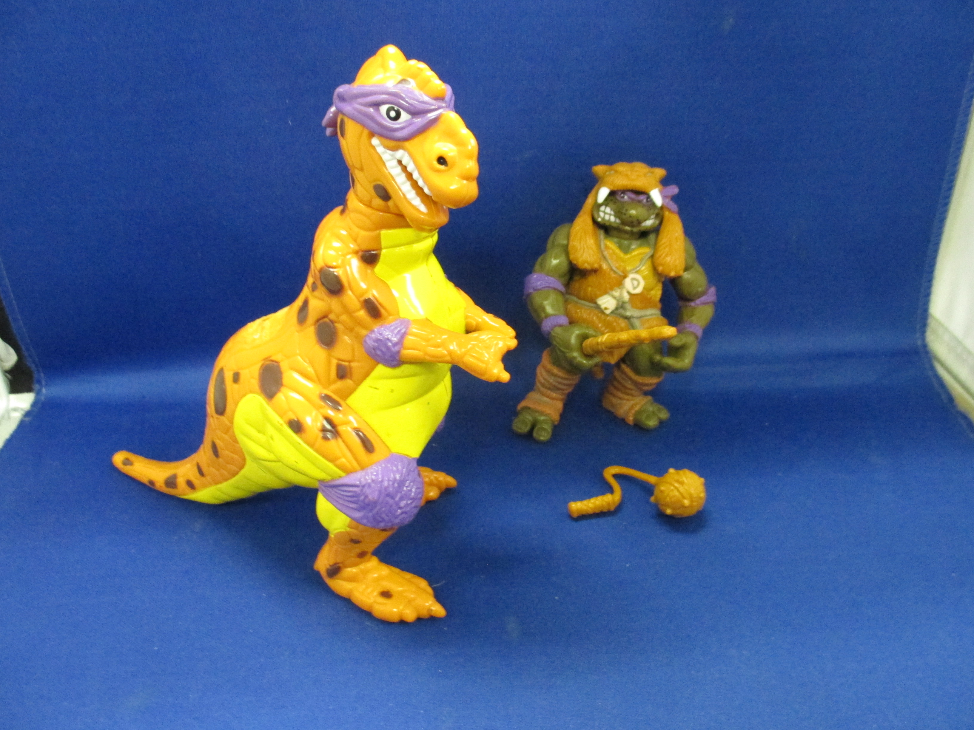 TMNT Cave Turtle Don w/ Trippy Tyrannosaurus – Crowemag Toys