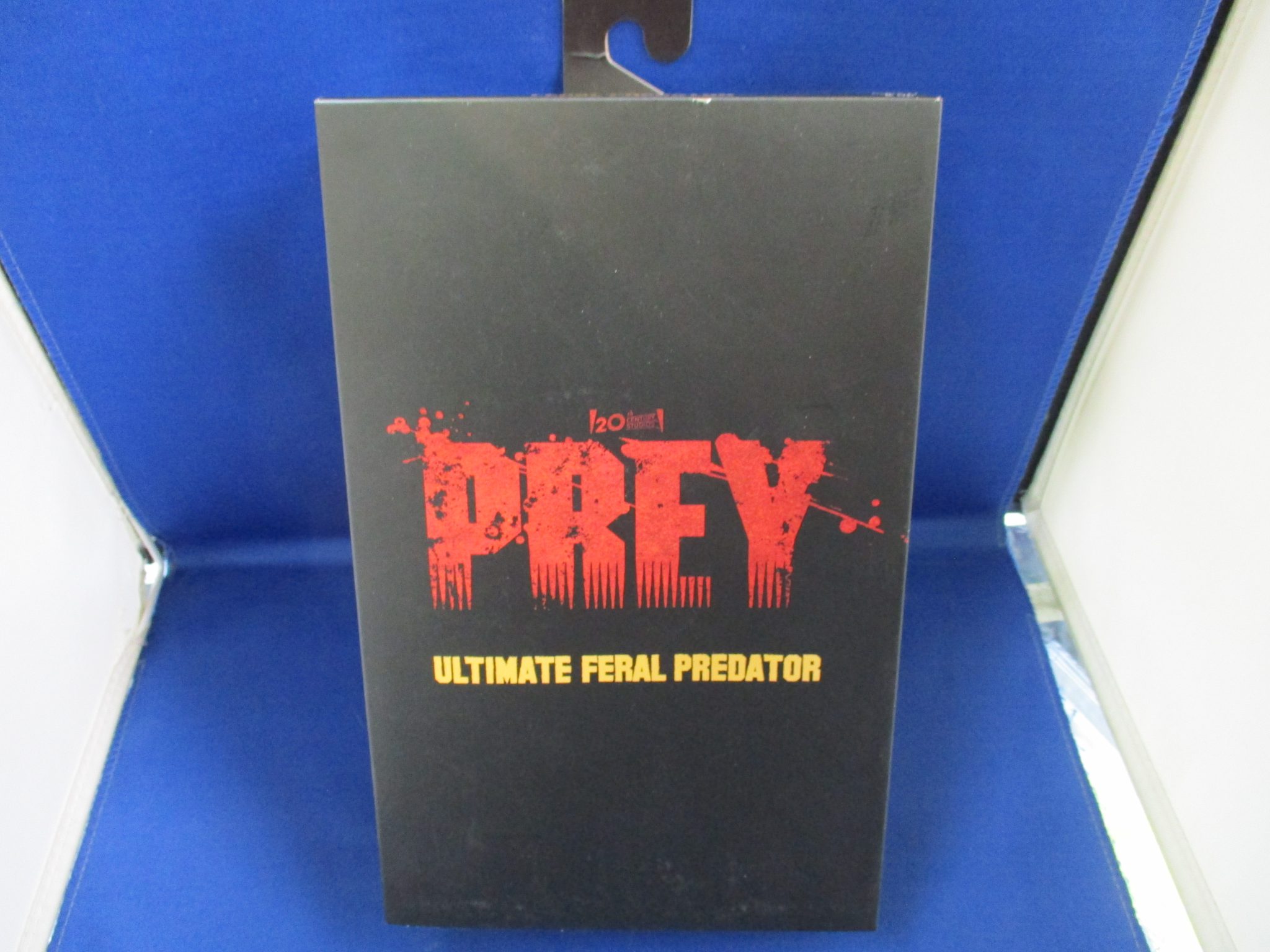 NECA Prey Ultimate Feral Predator – Crowemag Toys
