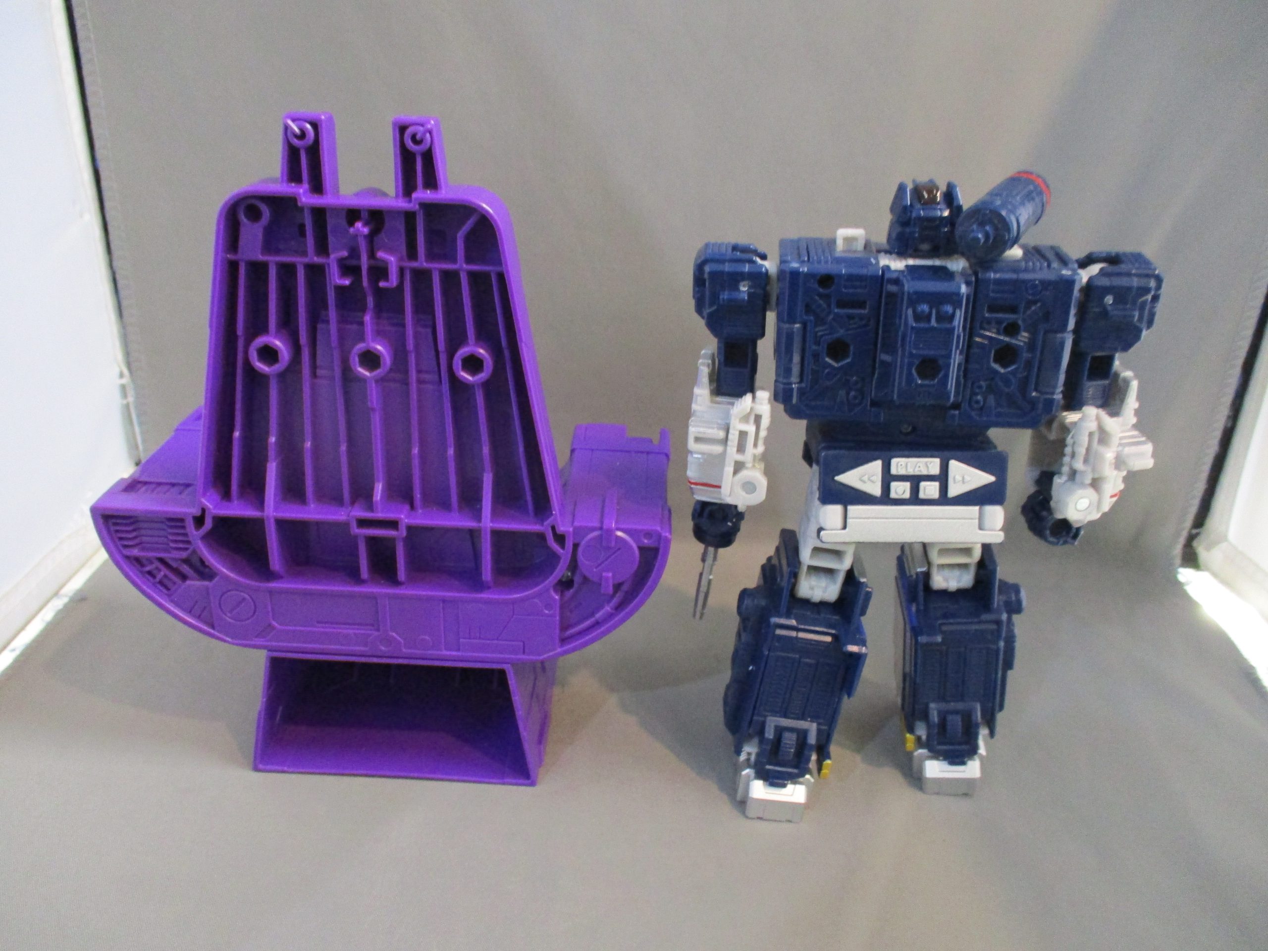 Tfs Takara Tomy Transformers Dramatic Capture Series – Crowemag Toys