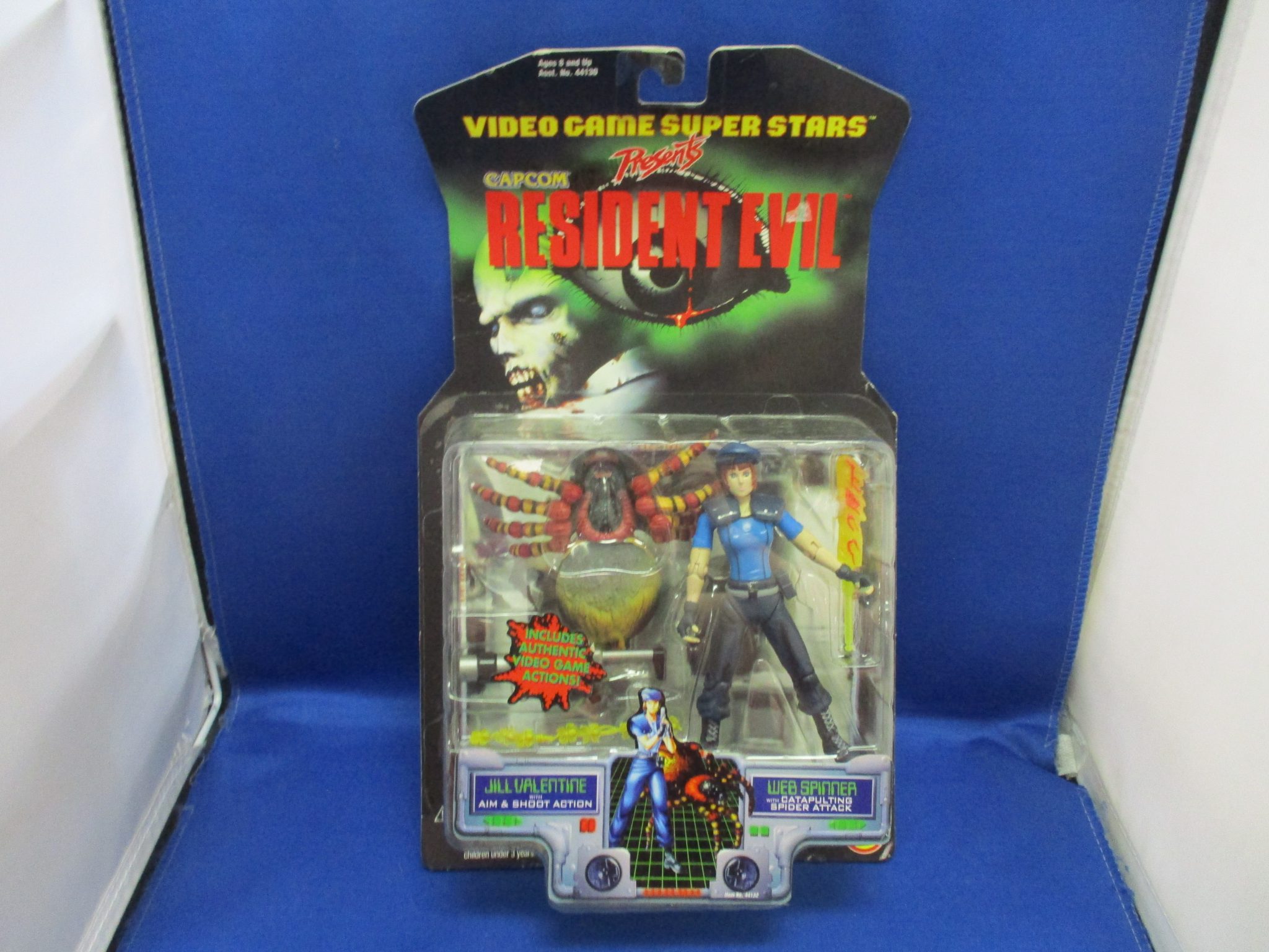 Resident Evil Jill Valentine & Web Spinner – Crowemag Toys