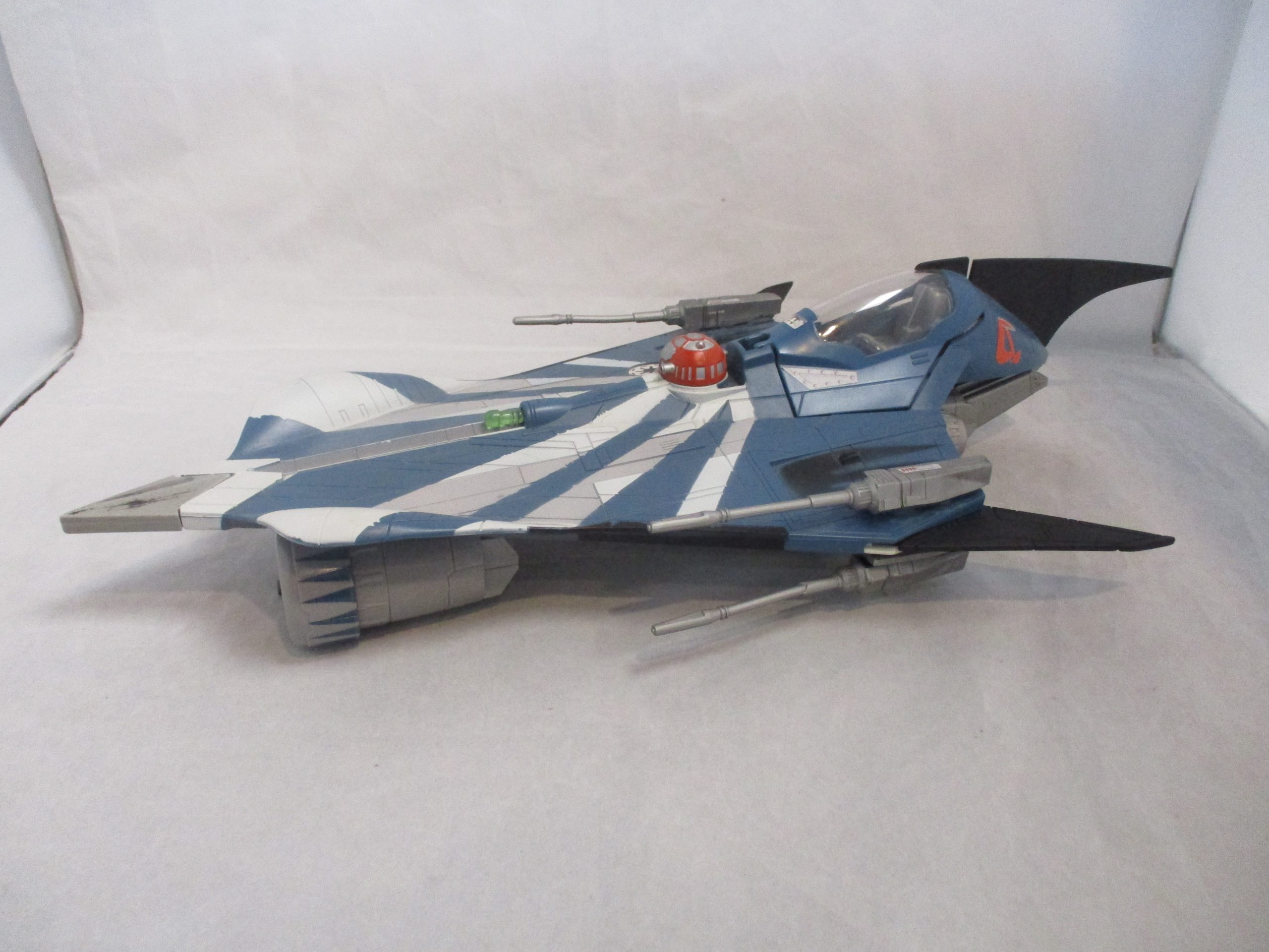 Clone Wars Anakin’s Jedi Starfighter – Crowemag Toys