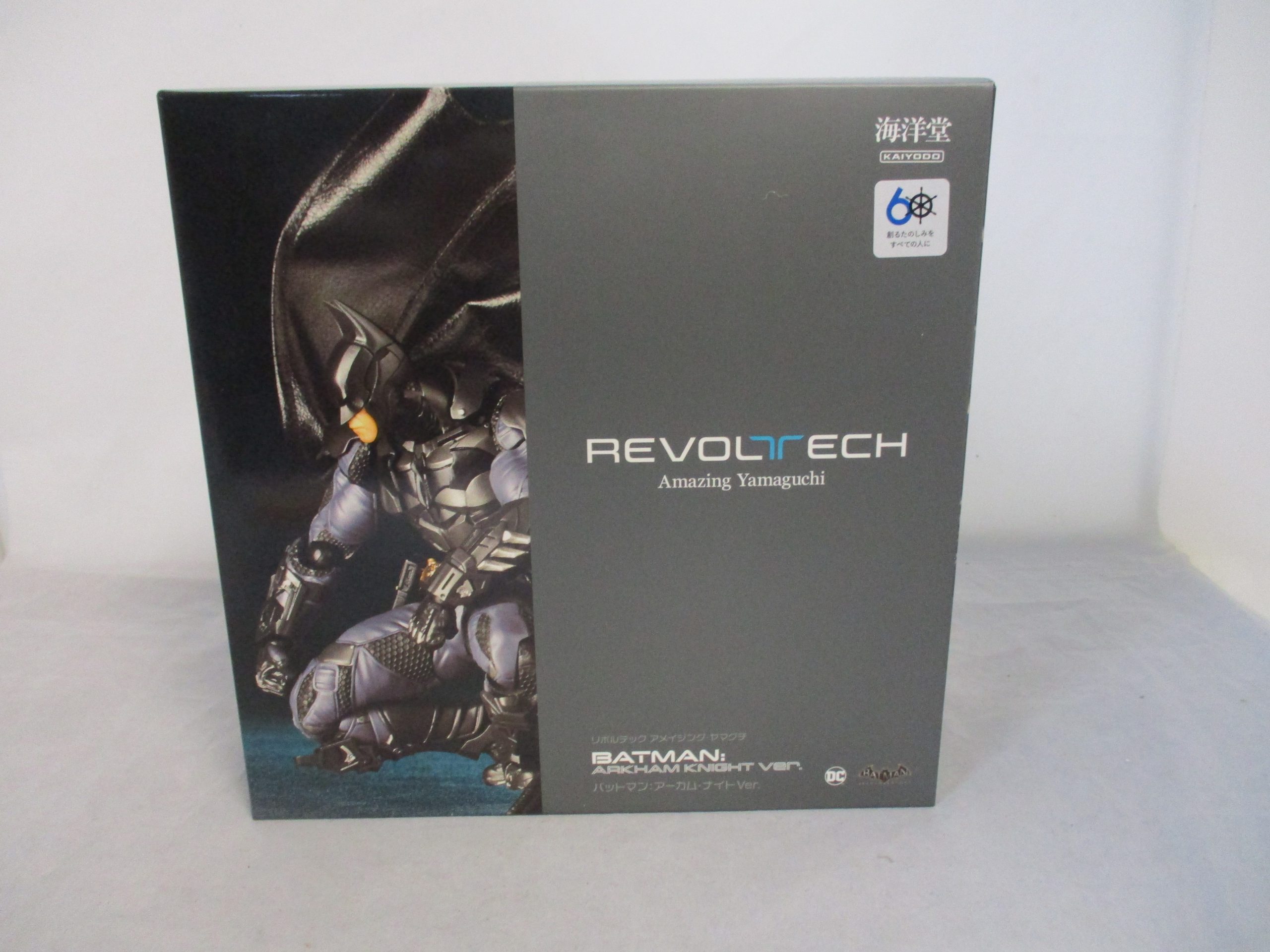 Revoltech Amazing Yamaguchi Batman Arkham Knight – Crowemag Toys