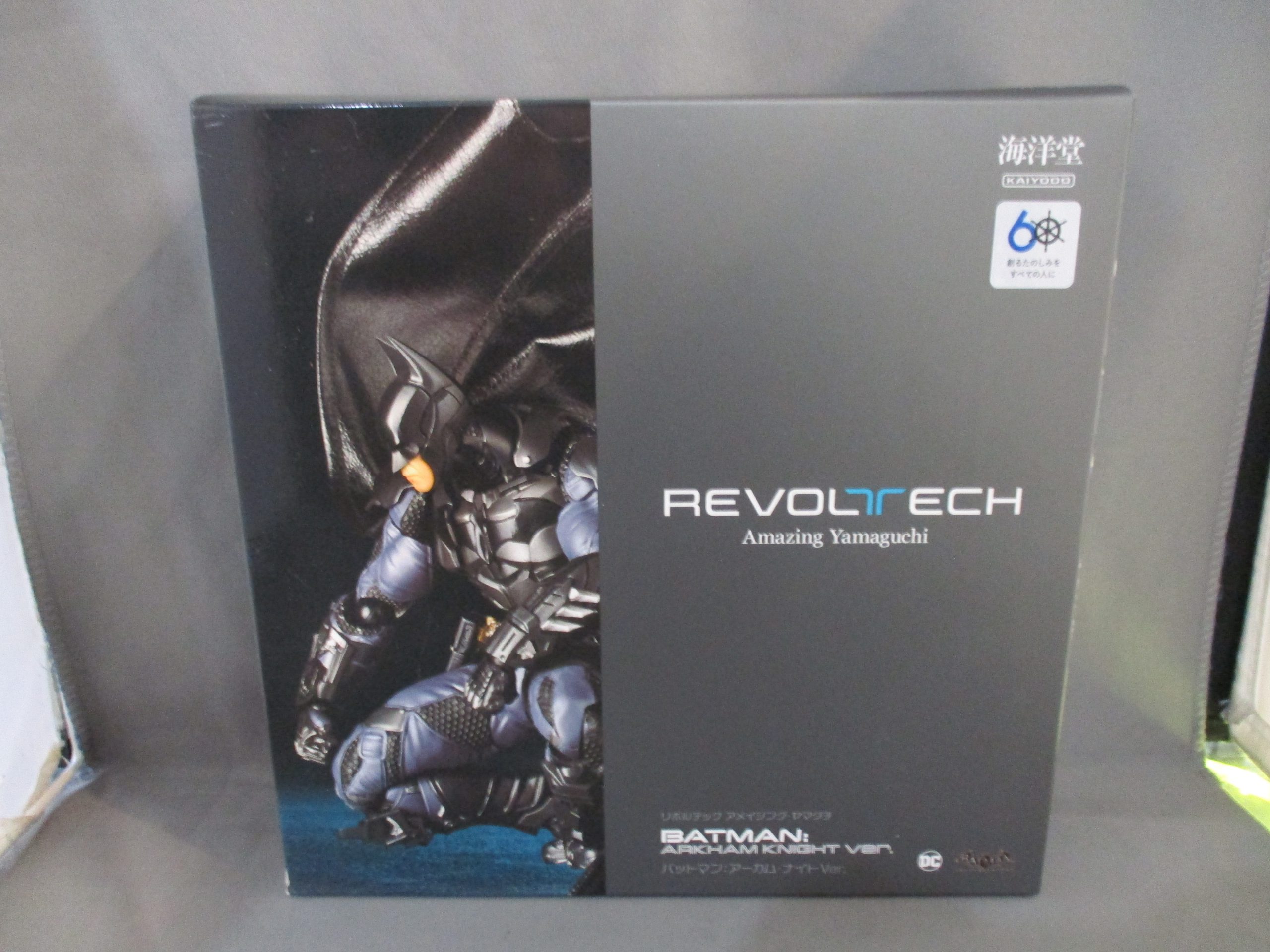 Revoltech Amazing Yamaguchi Batman Arkham Knight – Crowemag Toys