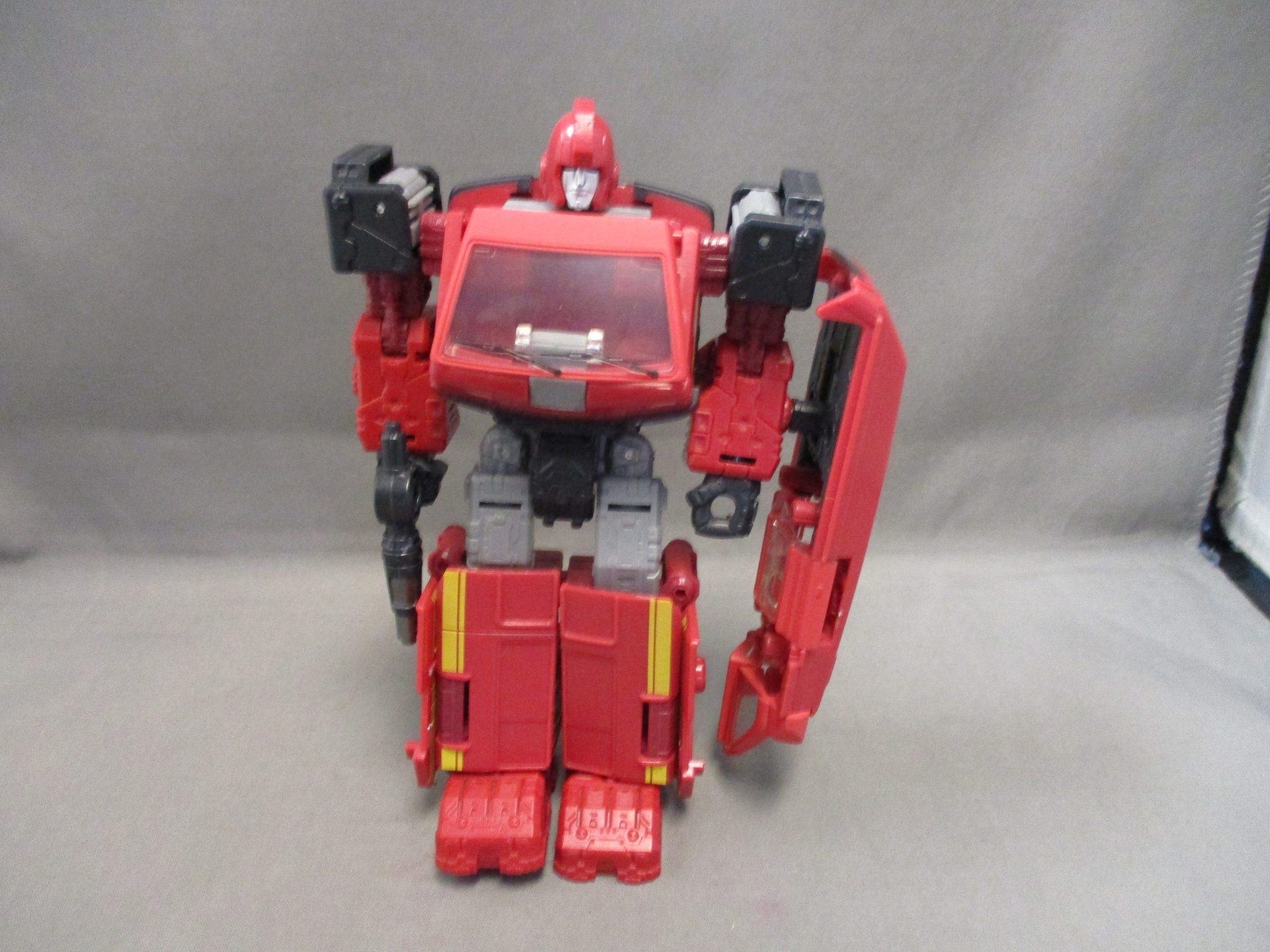 Transformers WFC Earthrise Ironhide – Crowemag Toys