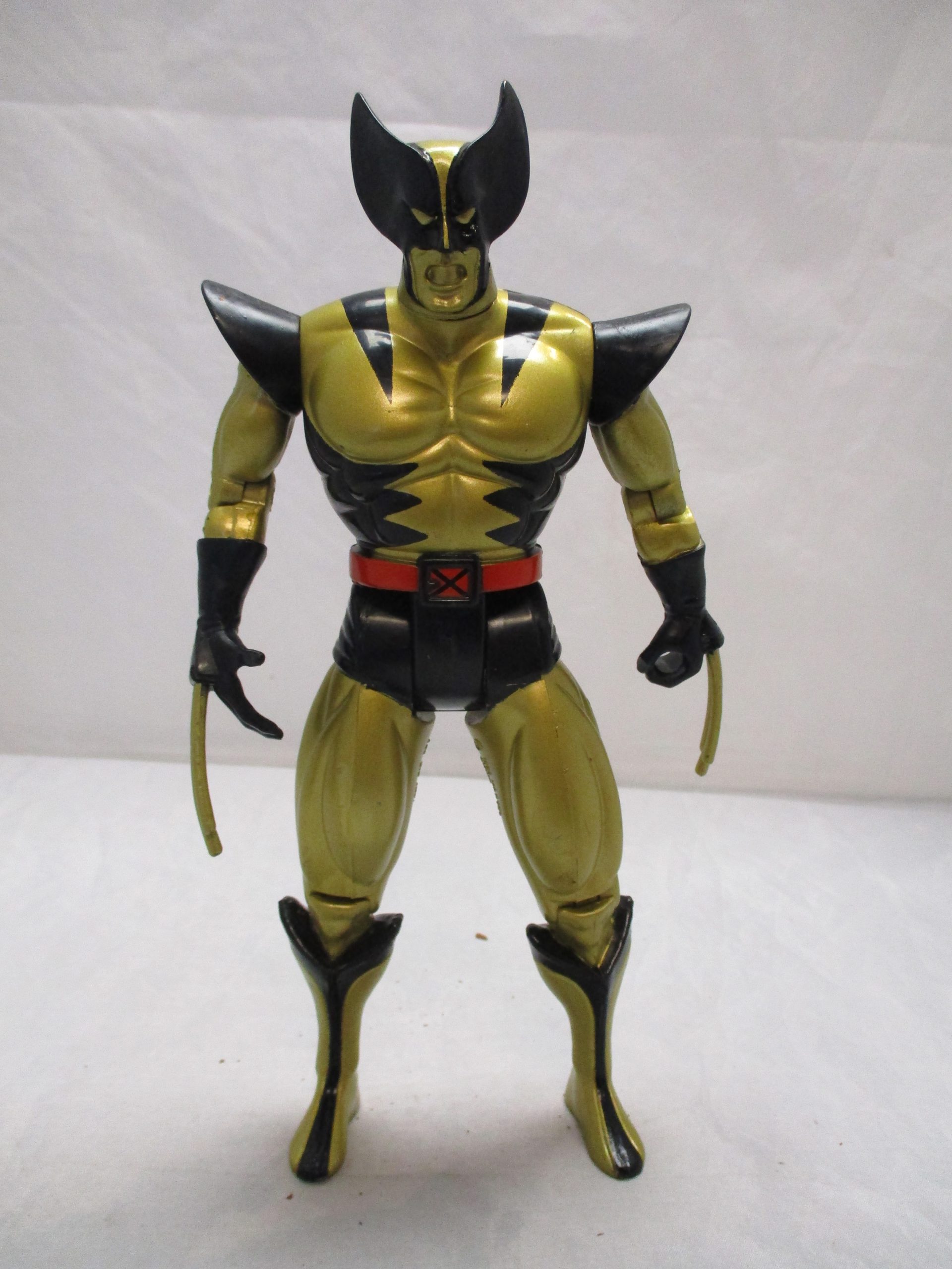 Marvel Universe 10 Inch Wolverine Gold Outfit – Crowemag Toys